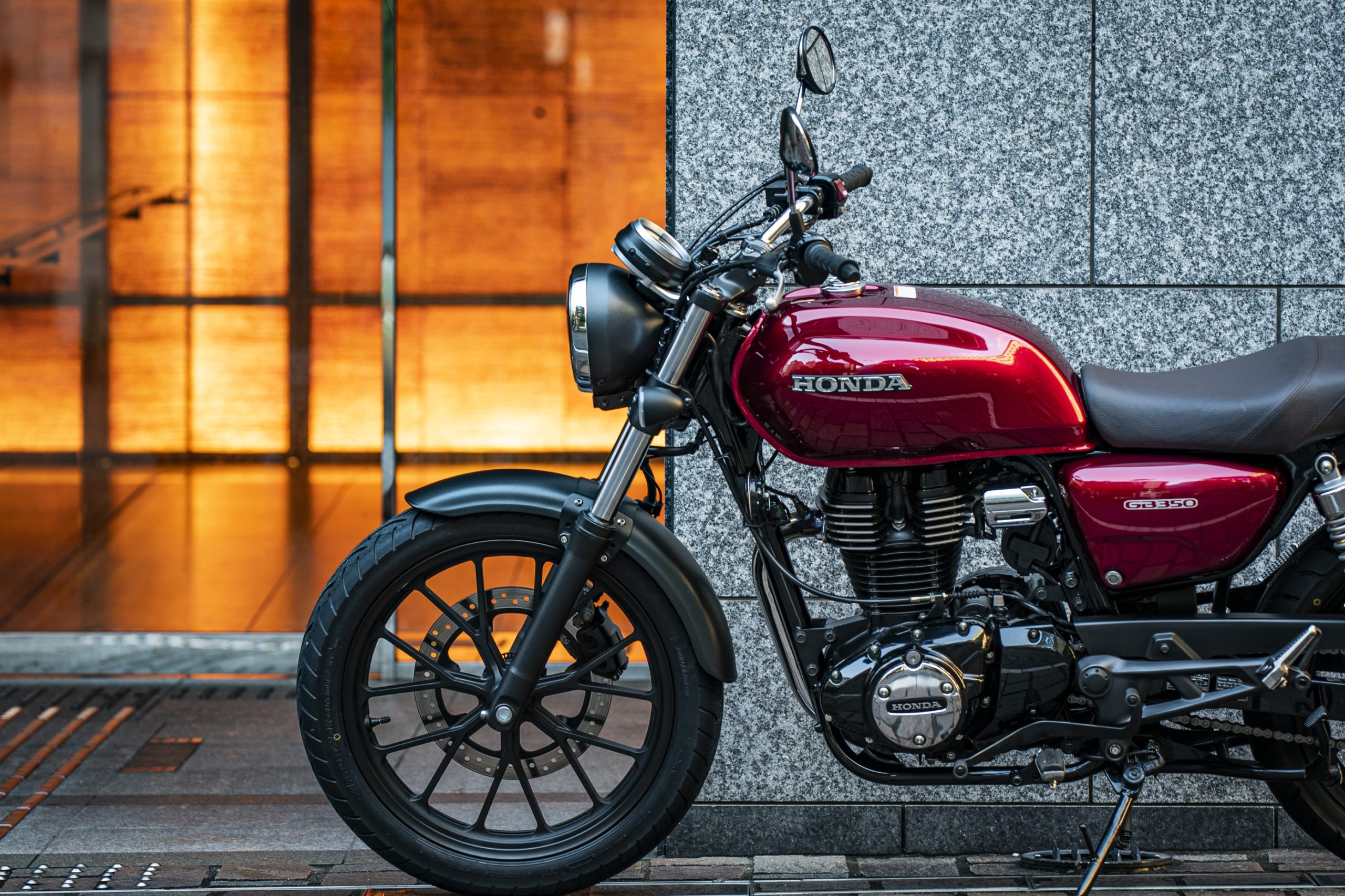 GB350の魅力は、乗れば乗るほど深くなる？【ホンダの道は一日にして成らず 第28回／Honda GB350 前編】