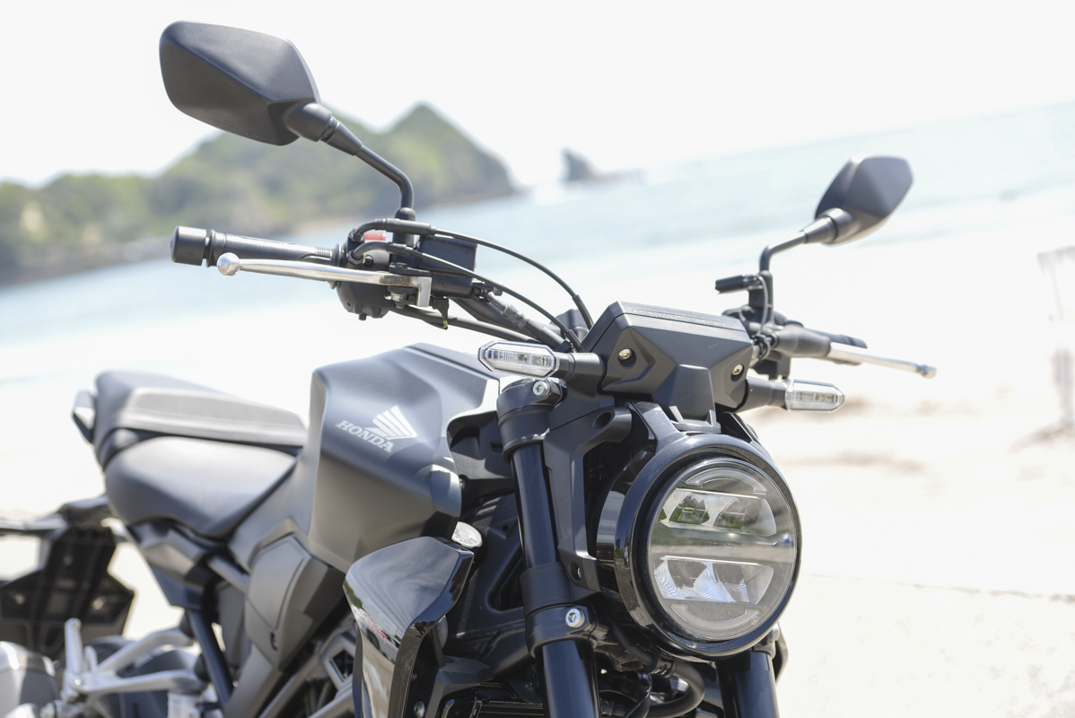 初めての母娘ツーリングに『CB250R』はピッタリのバイクだった【前編】