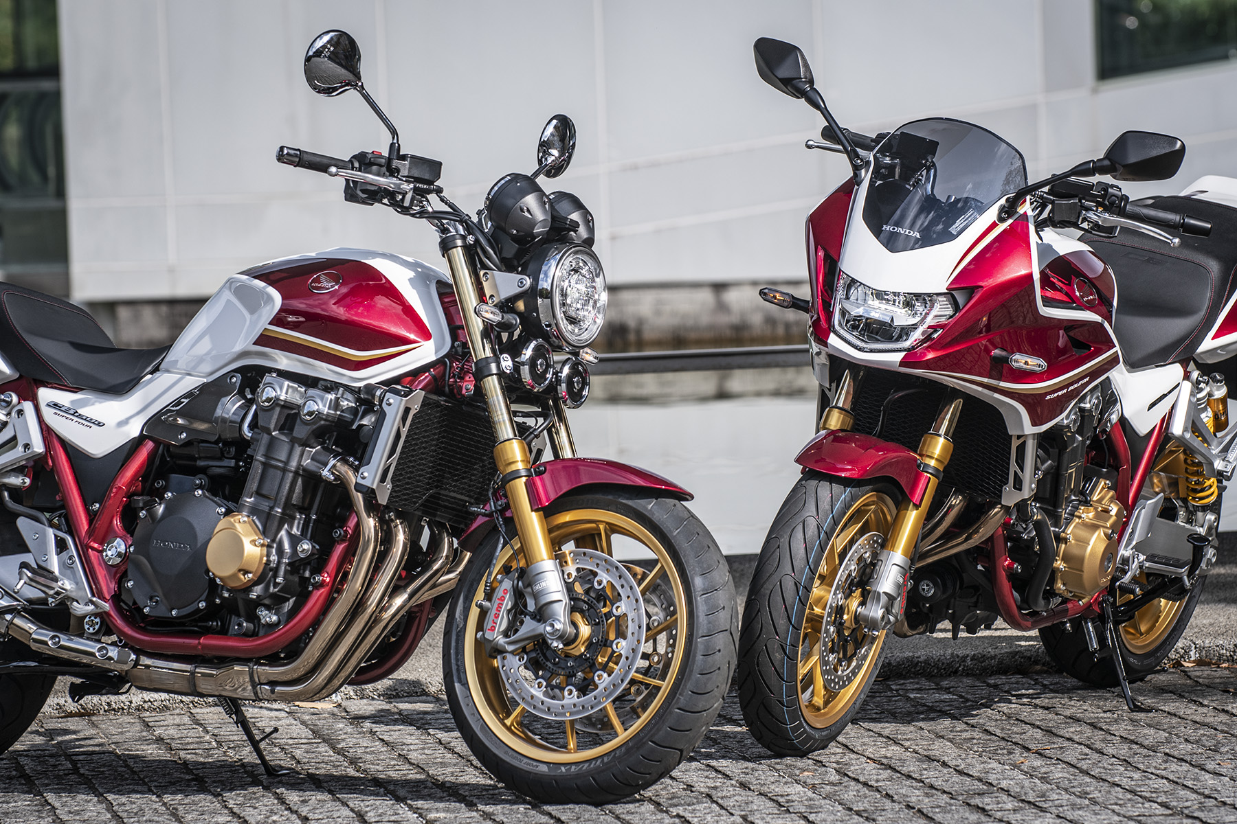 【実車初披露】ホンダ『CB1300 SUPER FOUR／ SUPER BOL D’OR』の30周年アニバーサリーモデルは「実車の美しさ」を ...