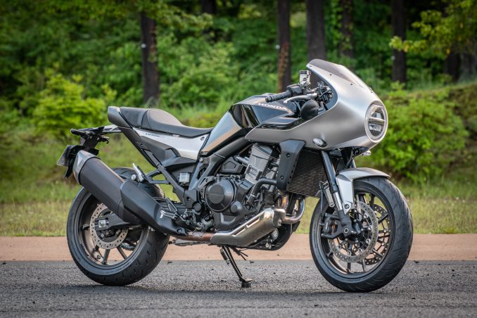 新型『ホーク11』ってどんなバイク？ 燃費や足つき性、装備などを解説します！【ホンダバイク資料室／HAWK 11（2022）】